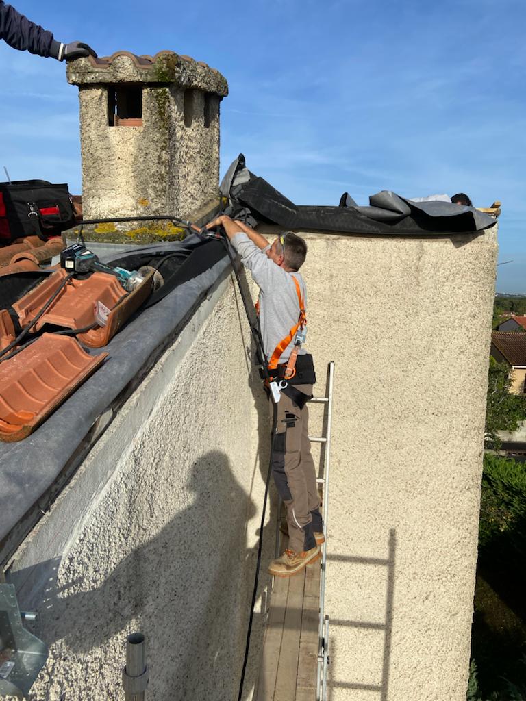 ADESO 31 | Créer une avancée de toit : pourquoi et comment le faire