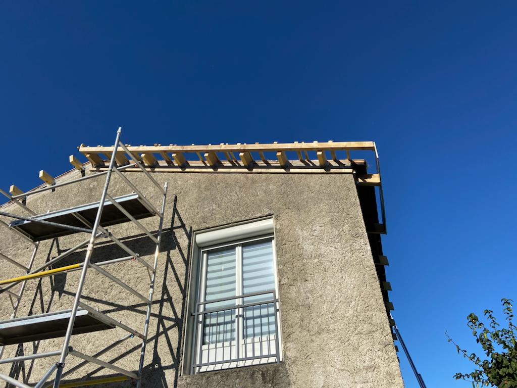 ADESO 31 | Créer une avancée de toit : pourquoi et comment le faire